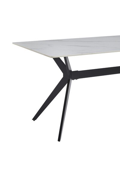 BLOOM TABLE | Tepperman's